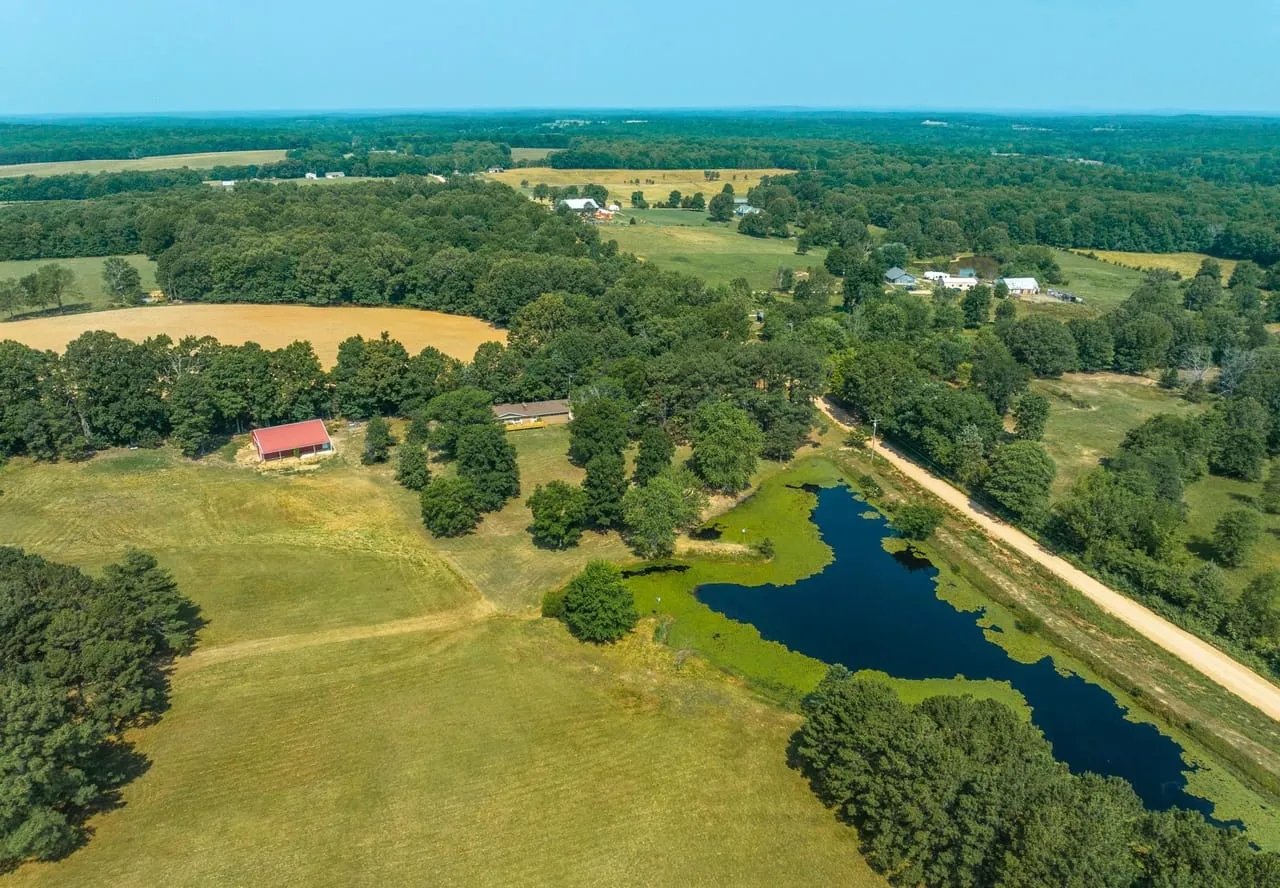 Lake and Acres Homestead - Hunting Land for Sale - HuntingLocator.com ...