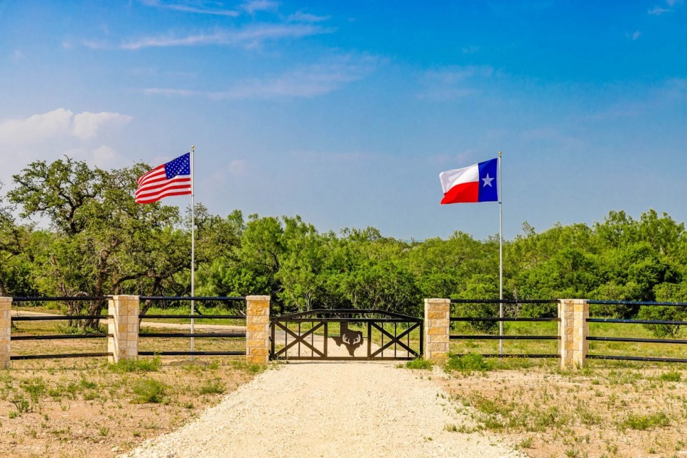 Nieces River Ranch - Hunting Land for Sale - HuntingLocator.com ...