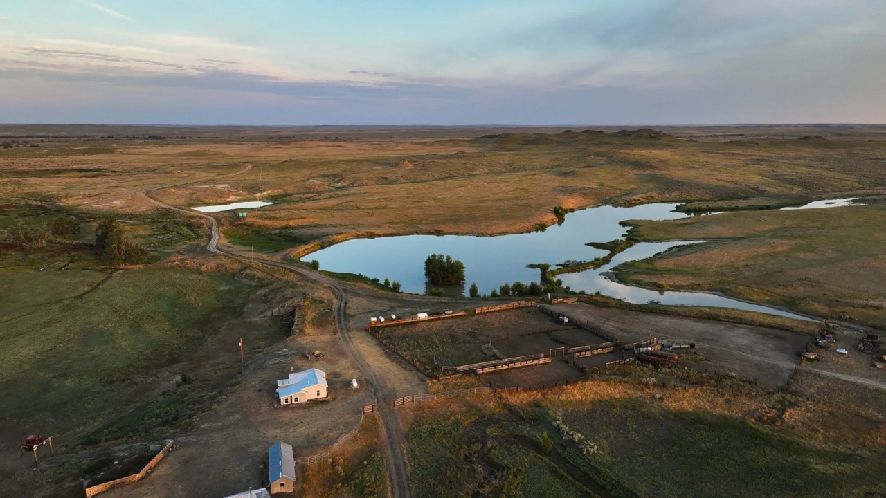 Gray Ranch on Little Porcupine Creek - Hunting Land for Sale ...