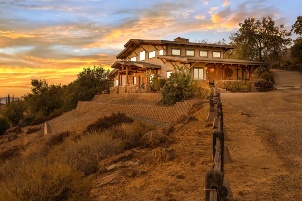Scenic View Retreat - Hunting Land for Sale - HuntingLocator.com ...